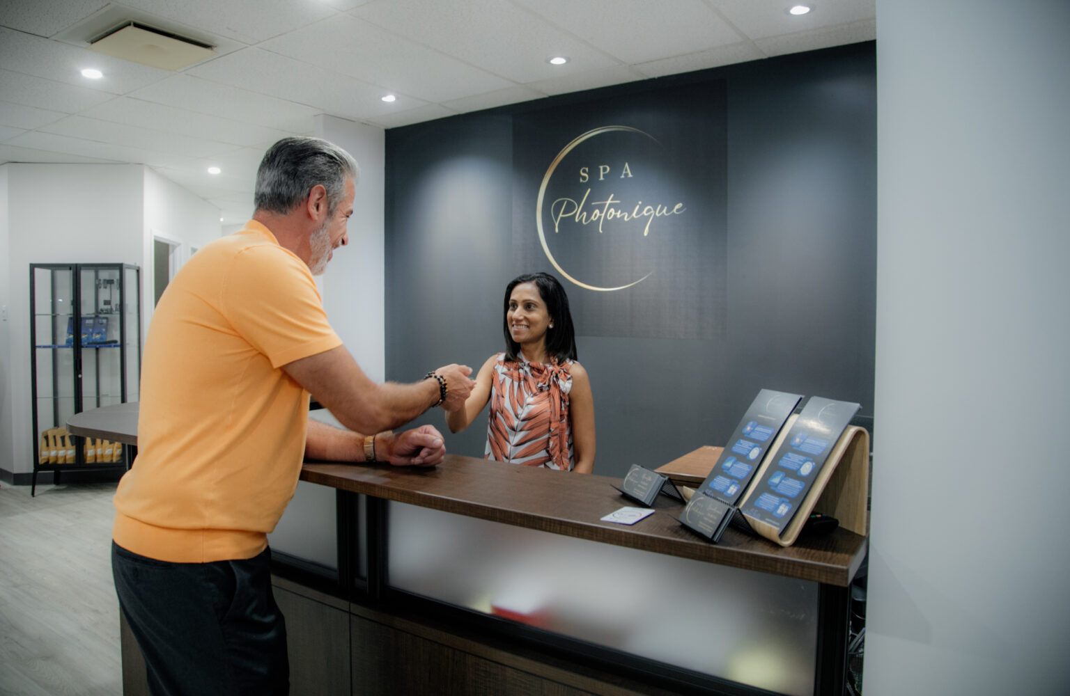 SPA Photonique | Ondes Scalaires | Thérapie par la lumière à Montréal